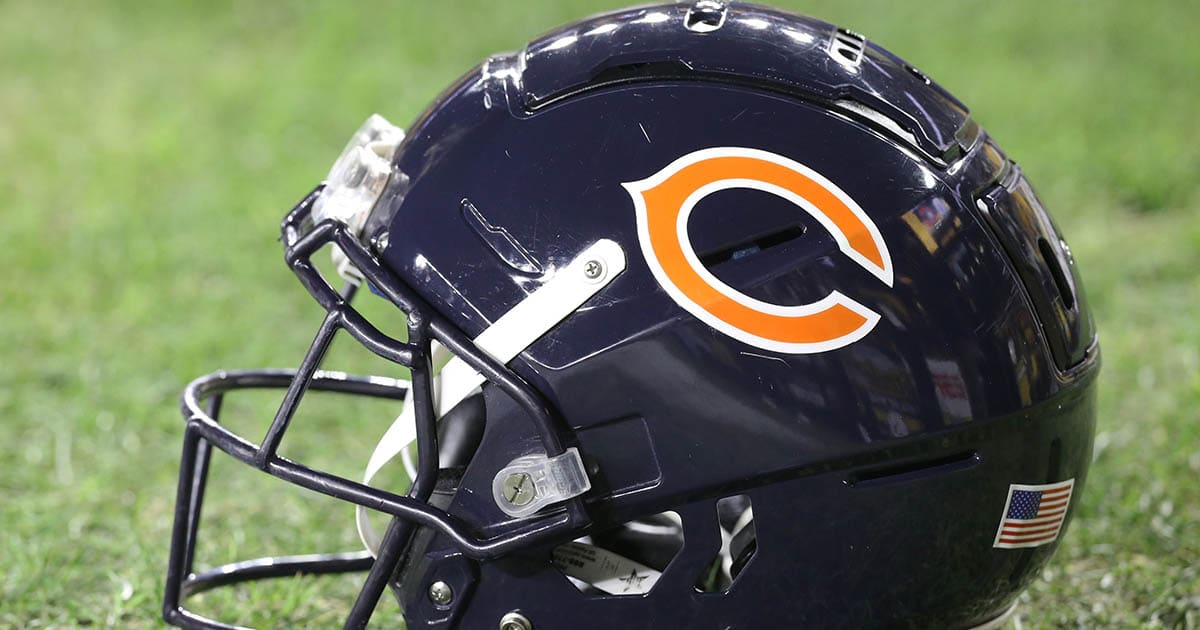 Terrell Smith injury update: Bears CB carted off after scary non ...