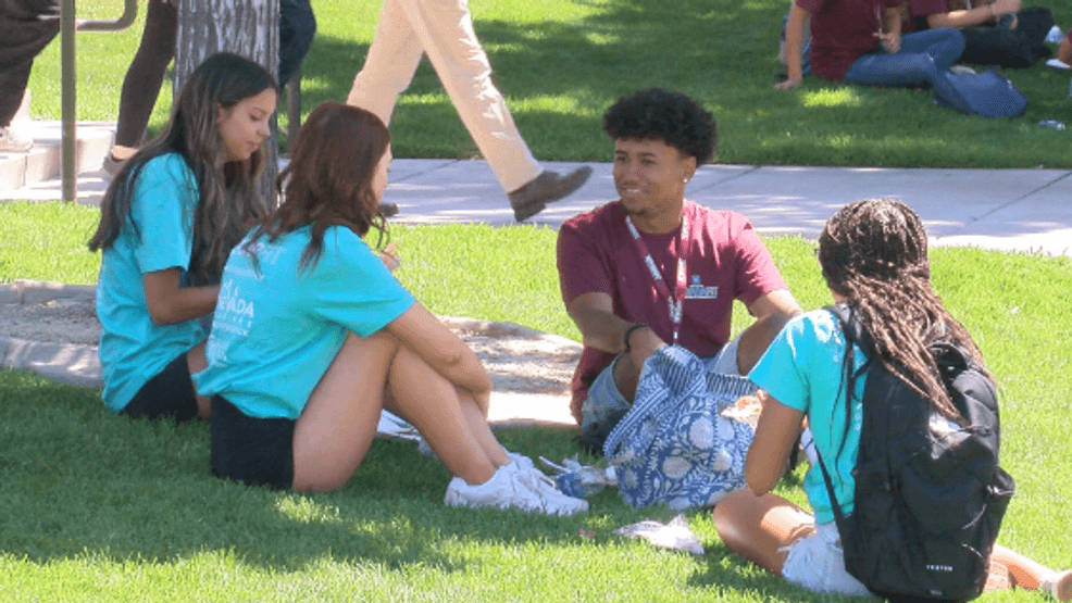 College freshmen settle into campus life at UNR