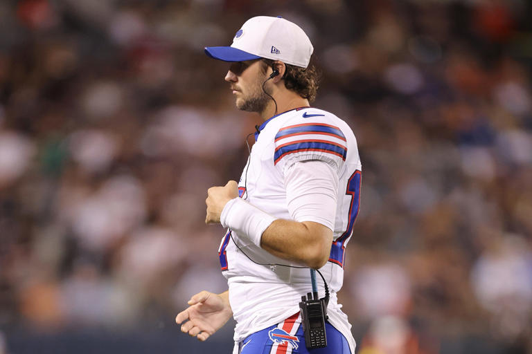 Full list of players the Bills signed to contract extensions this offseason