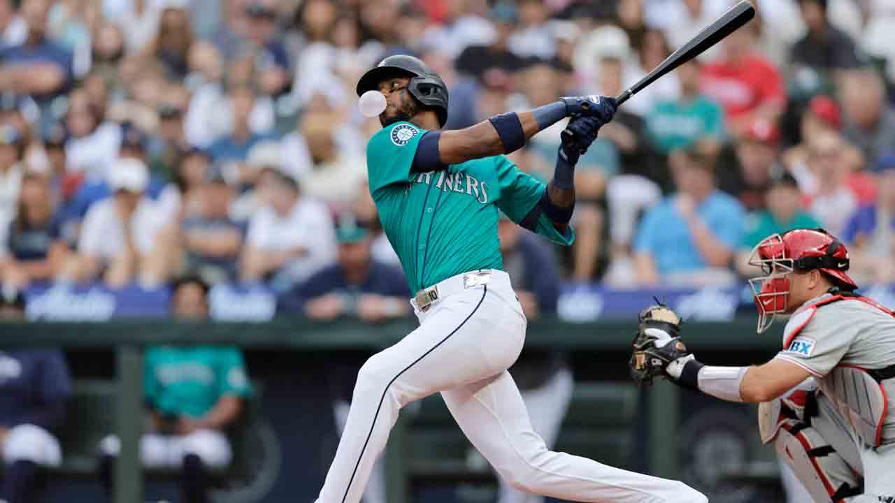 Mariners OF Victor Robles ejected from triple-A game after throwing bat ...