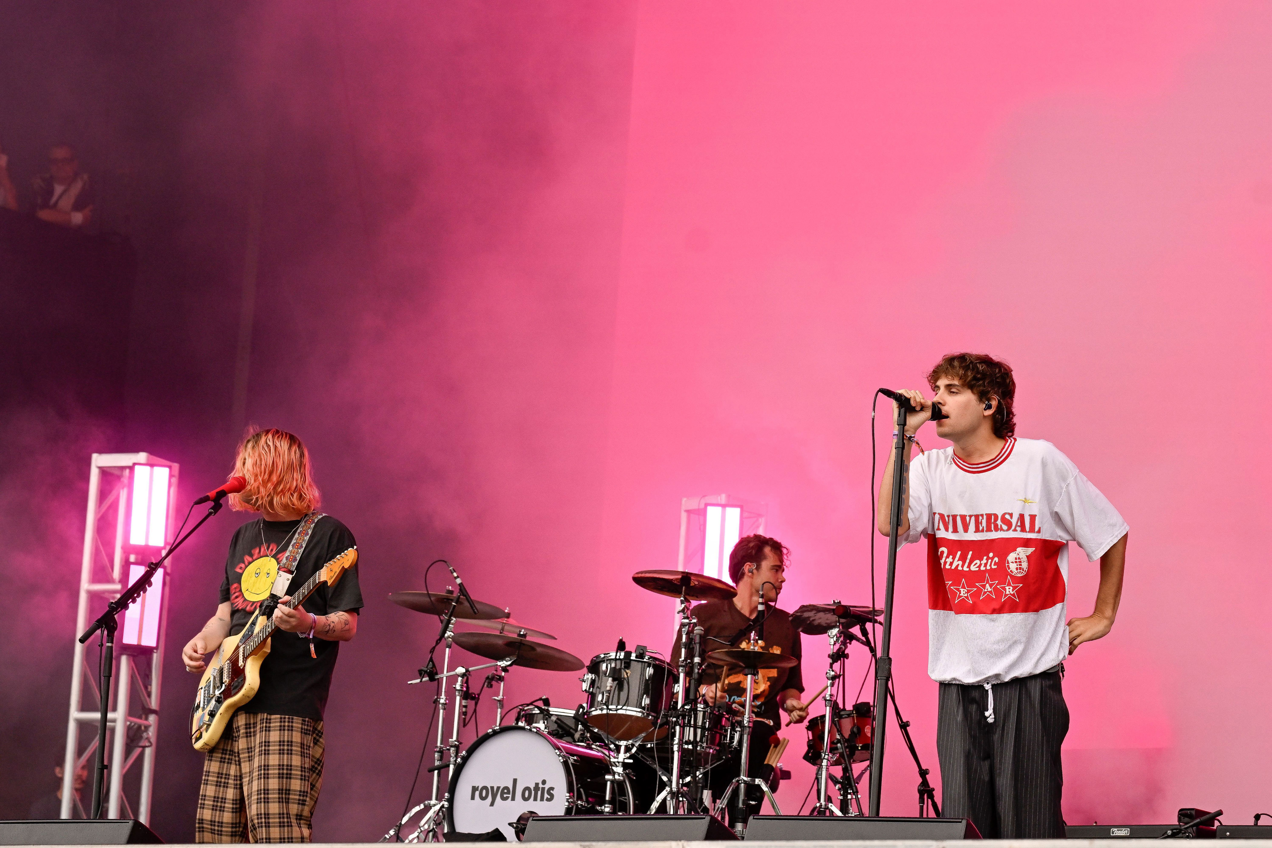 Aussie duo that have taken the world by storm forced to postpone show ...