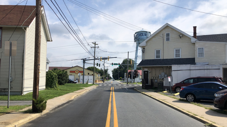 One Of 'Delaware's Most Eccentric Towns' Offers Odd Landmarks, Historic ...