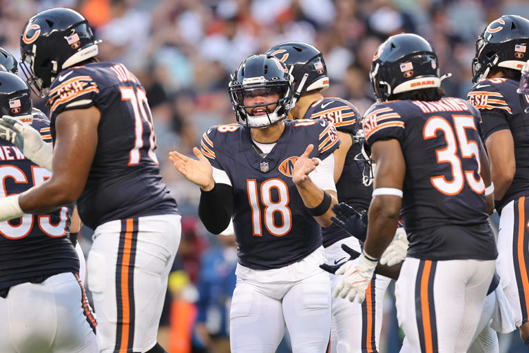 Chicago Bears-Green Bay Packers: Predictions, odds for NFC wild card
