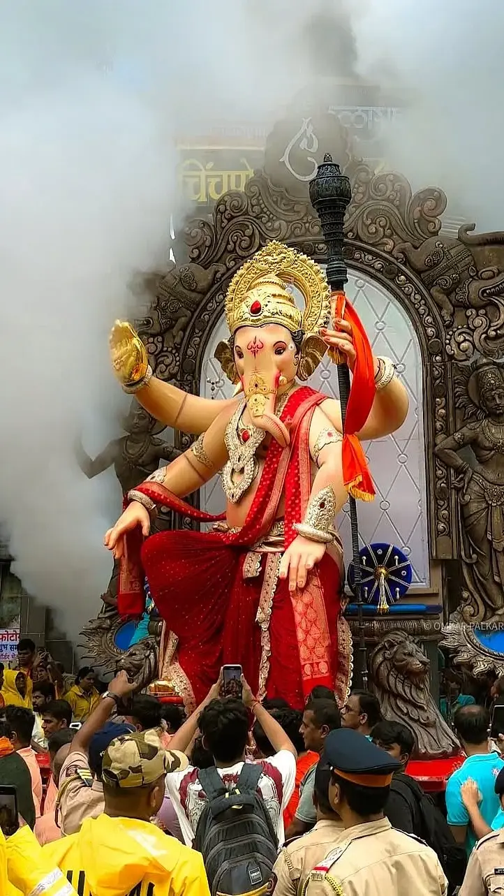 Mumbai's Ganesh Chaturthi 2025: Chinchpokli Cha Chintamani, Parel Cha ...