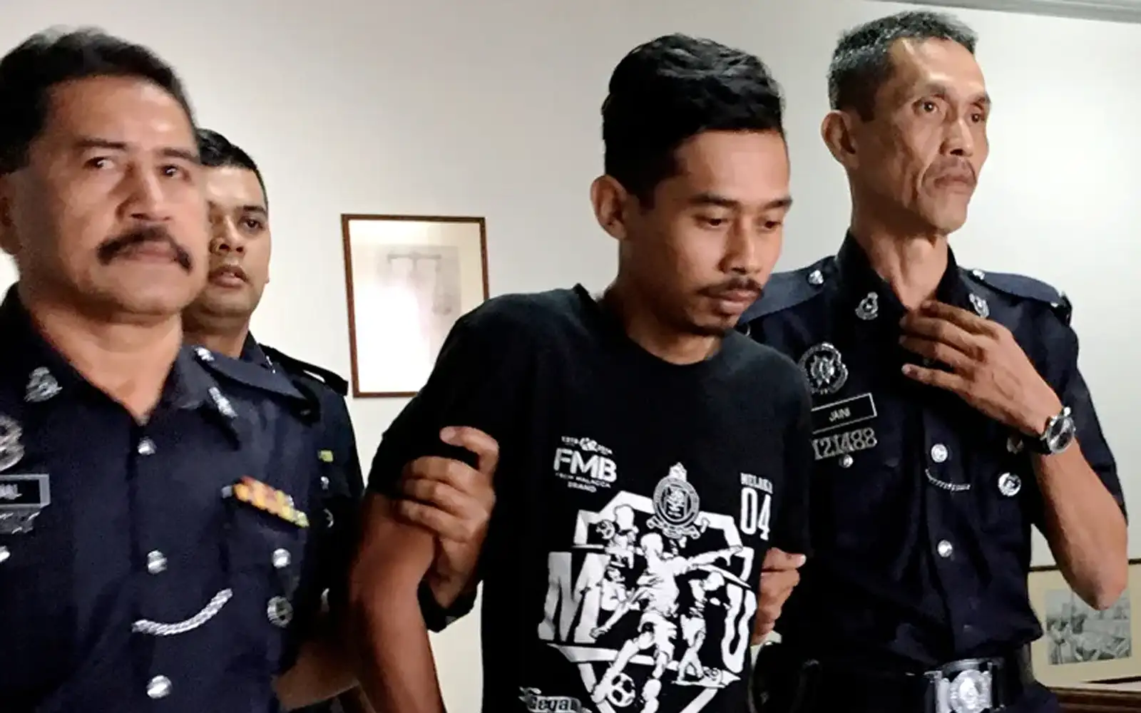 S’porean gets 72 years, 24 strokes for murdering wife, stepson