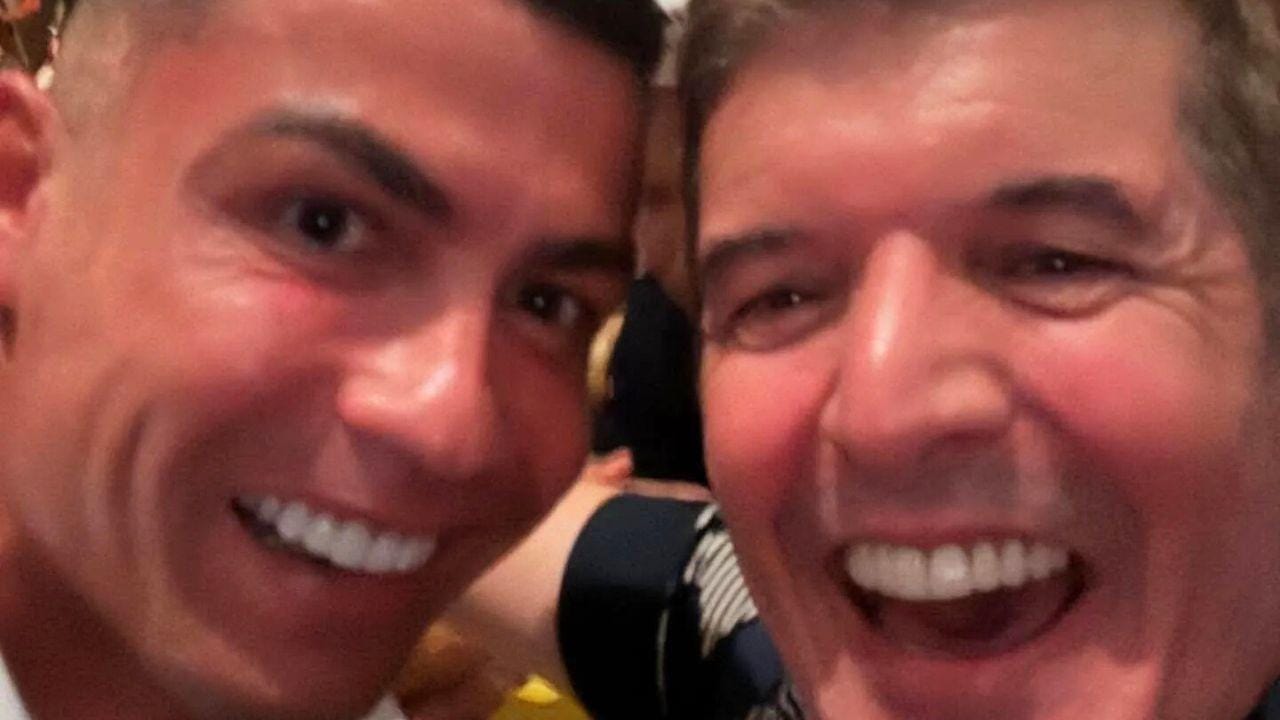 João Baião vira celebridade em Hong Kong... por causa de Cristiano Ronaldo!