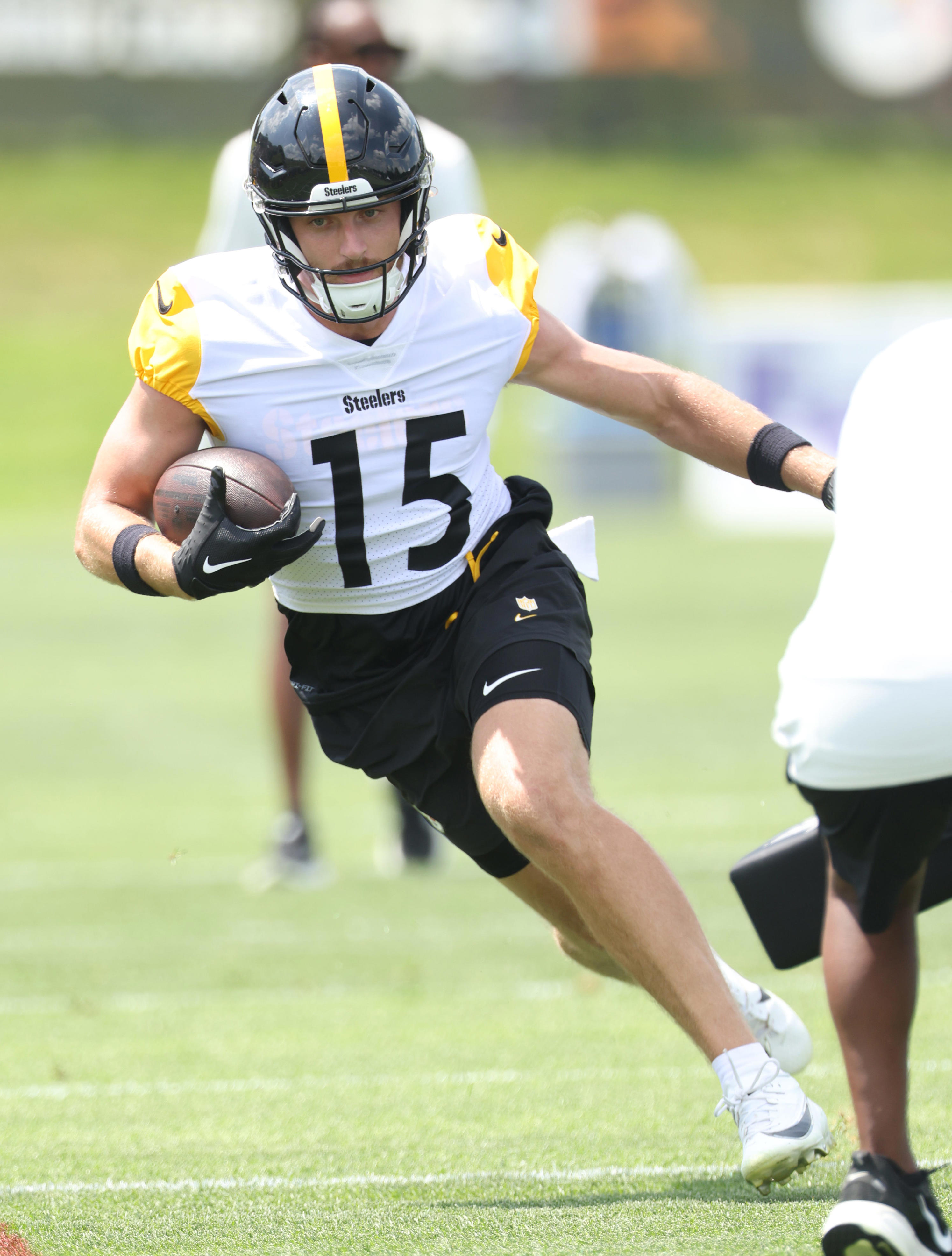 5 Steelers who won't make the team but will have a job