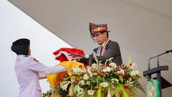 Wali Kota Medan Tampil dengan Busana Adat Batak Toba Saat Pimpin ...