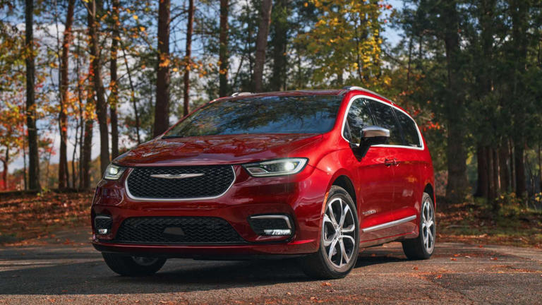 Every minivan on the market posted big sales gains in 2025
