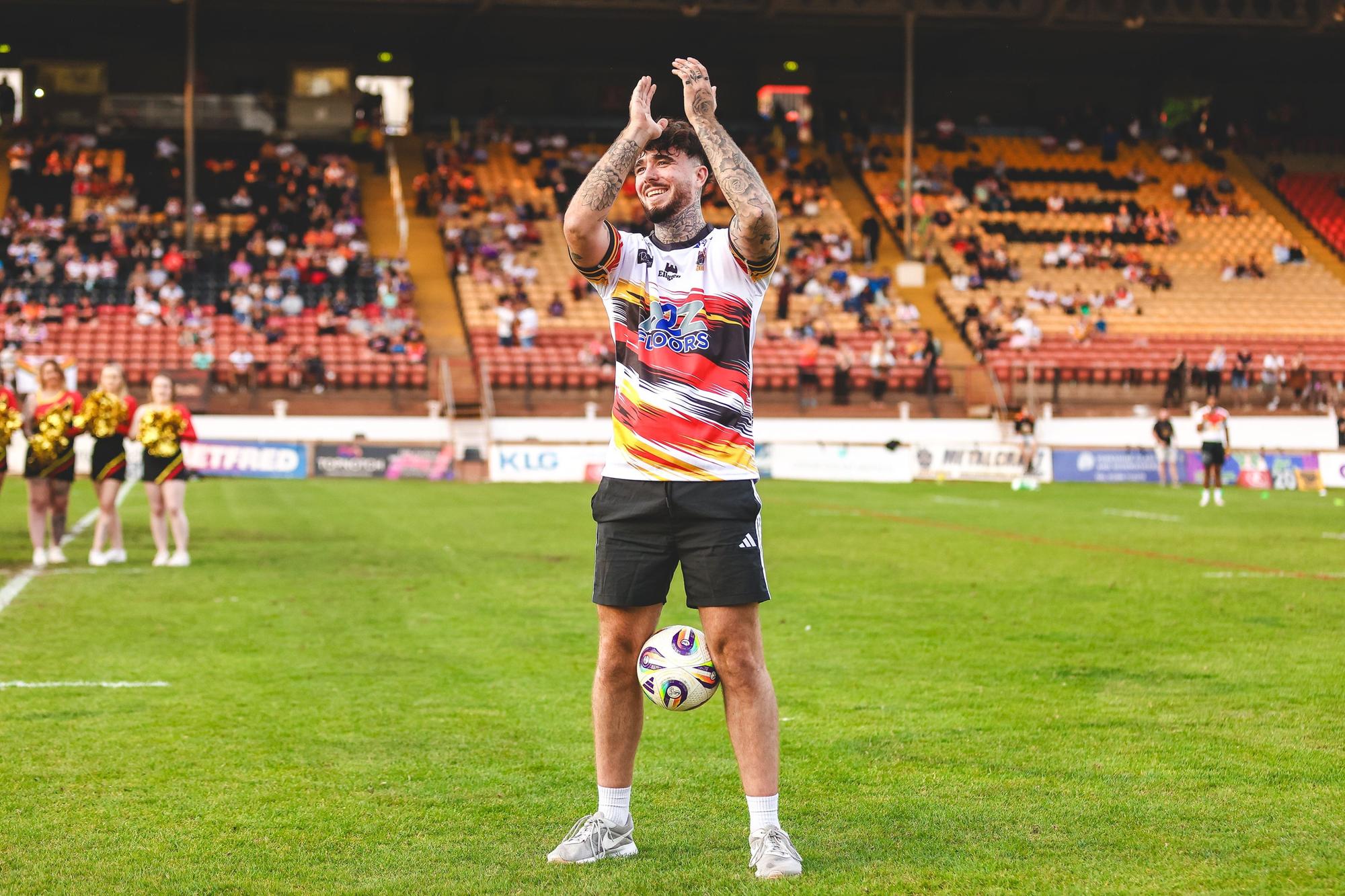 Jay Rosa Brings Halftime Heat to Bradford Bulls Fixture