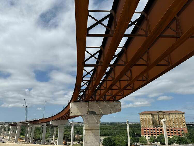 TxDOT warns of permanent closure coming to I-10 exit ramp to UTSA Boulevard