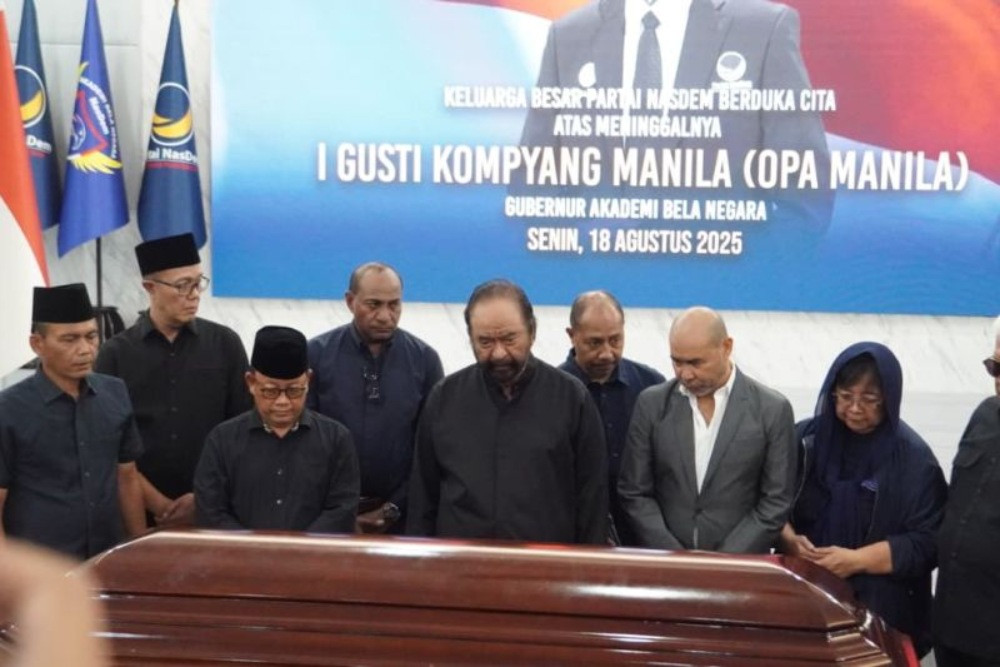 IGK Manila Meninggal, Surya Paloh Pimpin Upacara Penghormatan Terakhir