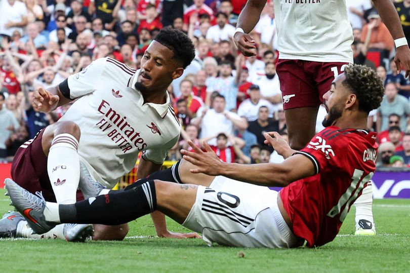 Man United handed new referee verdict after Matheus Cunha penalty claim ...