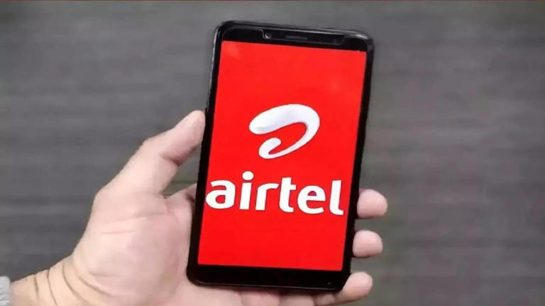 Airtel down: Thousands of users unable to make calls, access internet data