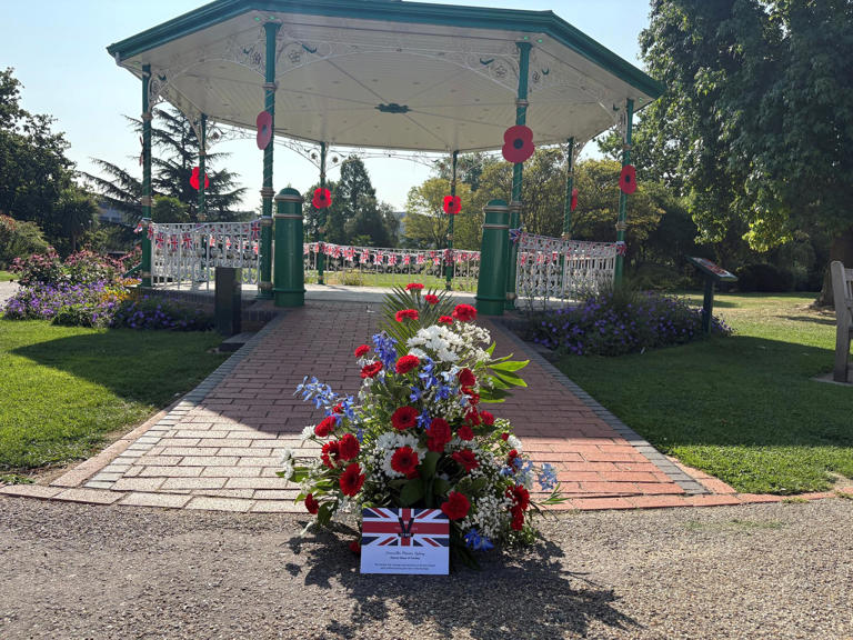 Crawley Borough Council commemorates 80th anniversary of VJ Day