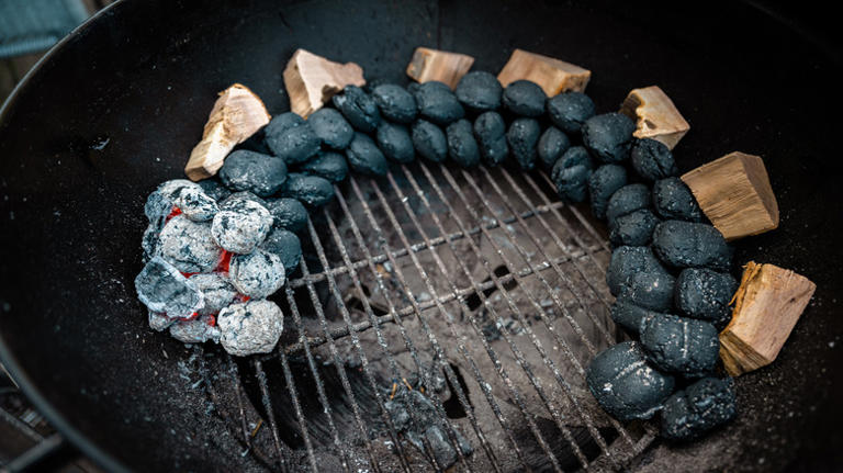 What You Should Know Before Using The Snake Method To Smoke Brisket