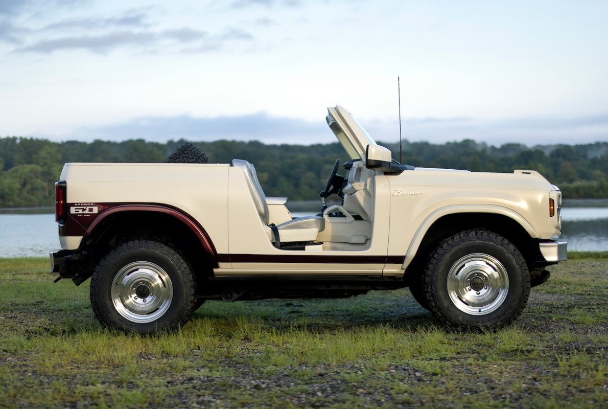 Ford’s Bronco Roadster Concept Channels the Original 1966 U13