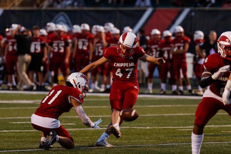 Michigan State football has major special teams questions. Who can ...