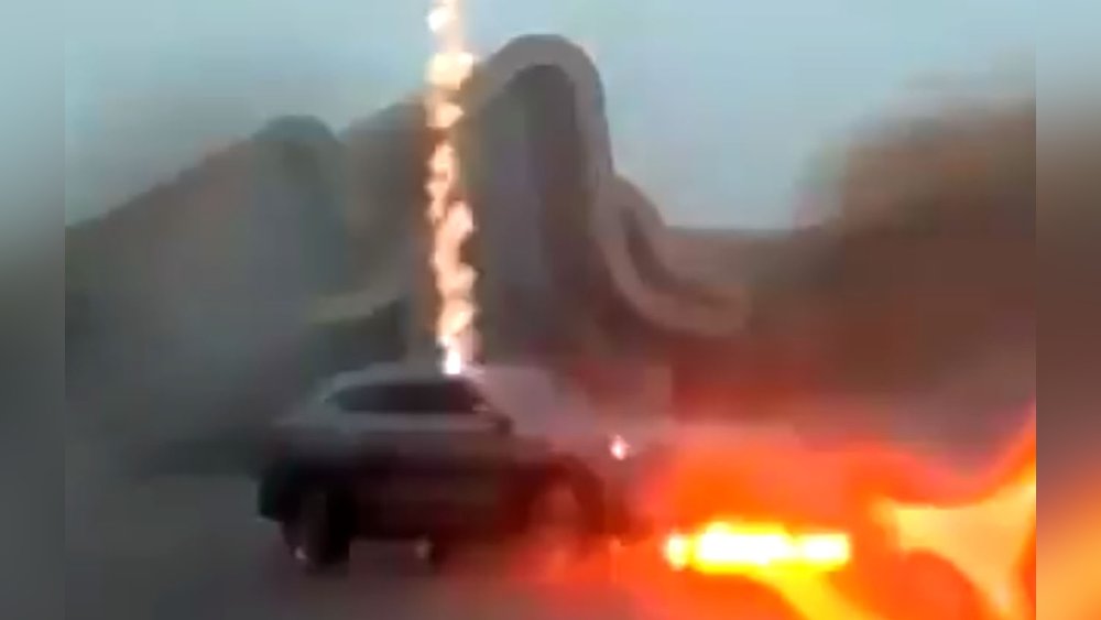 Scary moment: Lightning strikes car