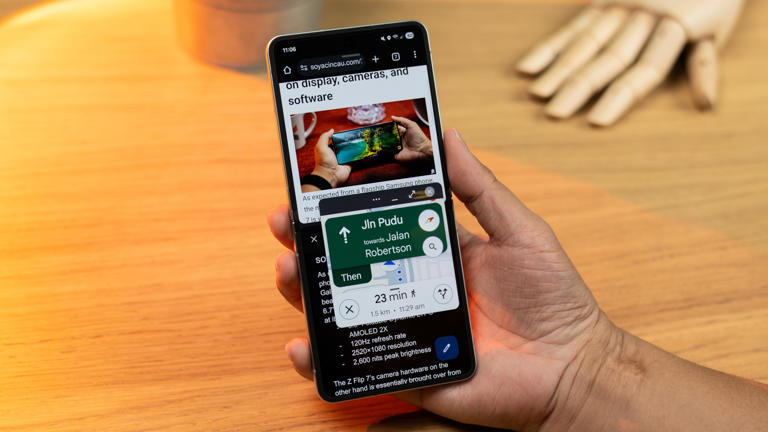 Flip, Glance, Done: How the Samsung Galaxy Z Flip7’s Bigger FlexWindow Works Smarter