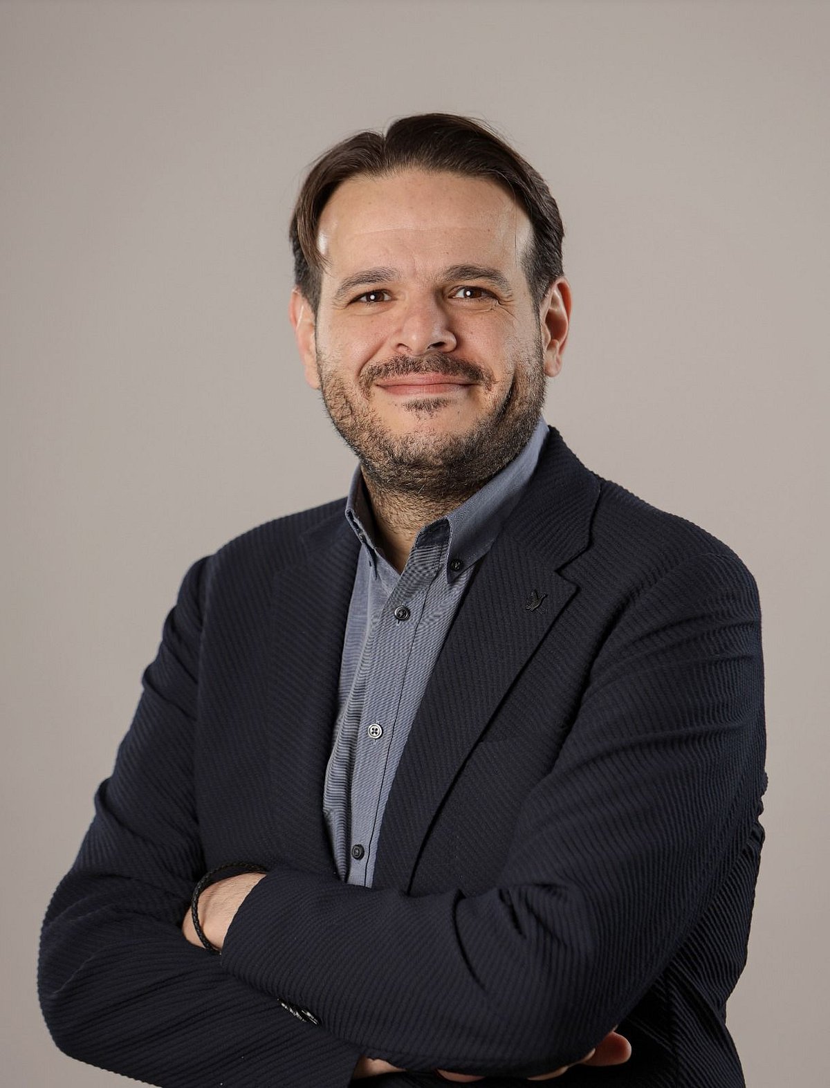 Empowering a new wave of creators through Galaxy AI editing