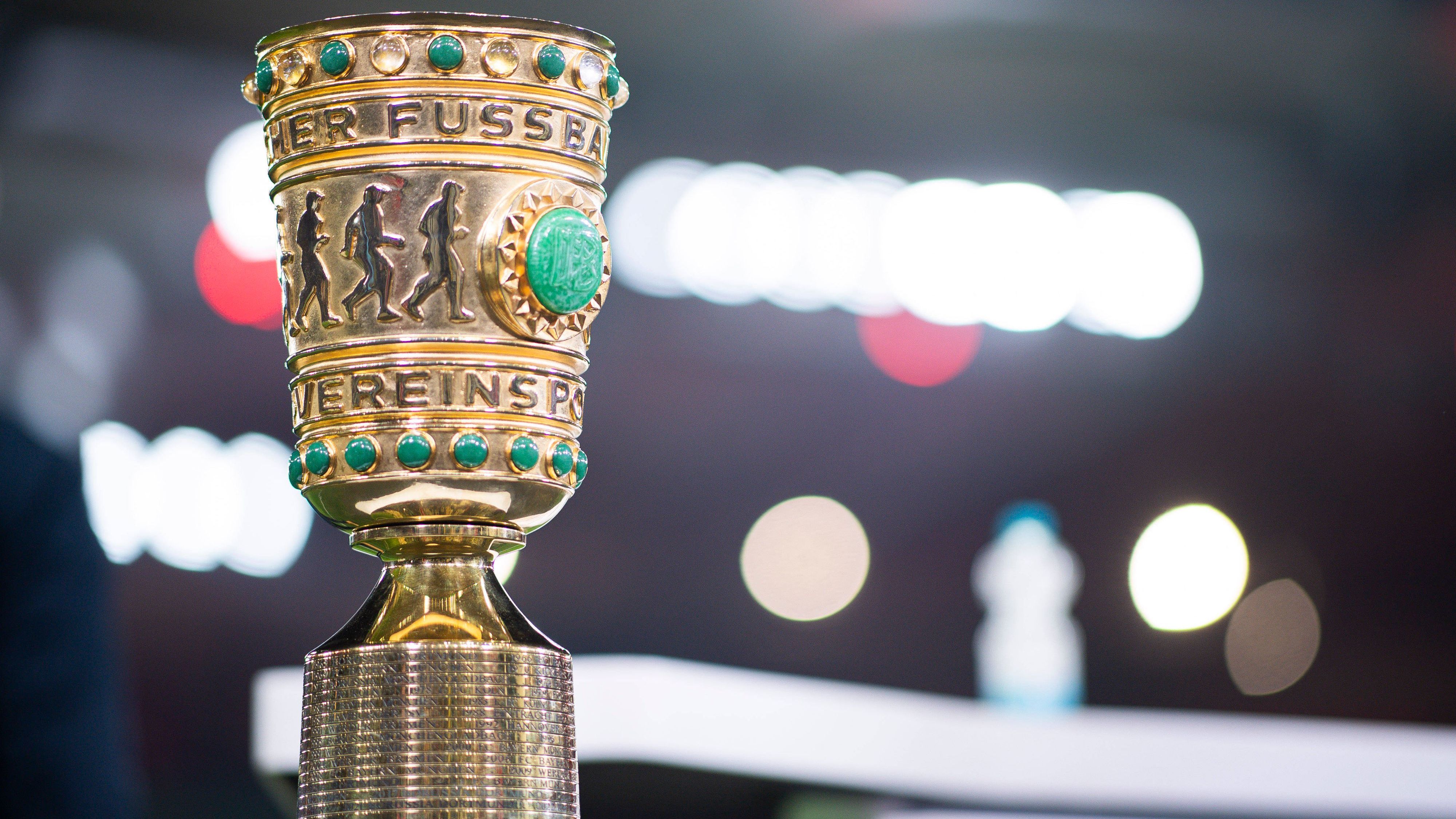 DFB-Pokal, Achtelfinale: Auslosung, Termin, Modus