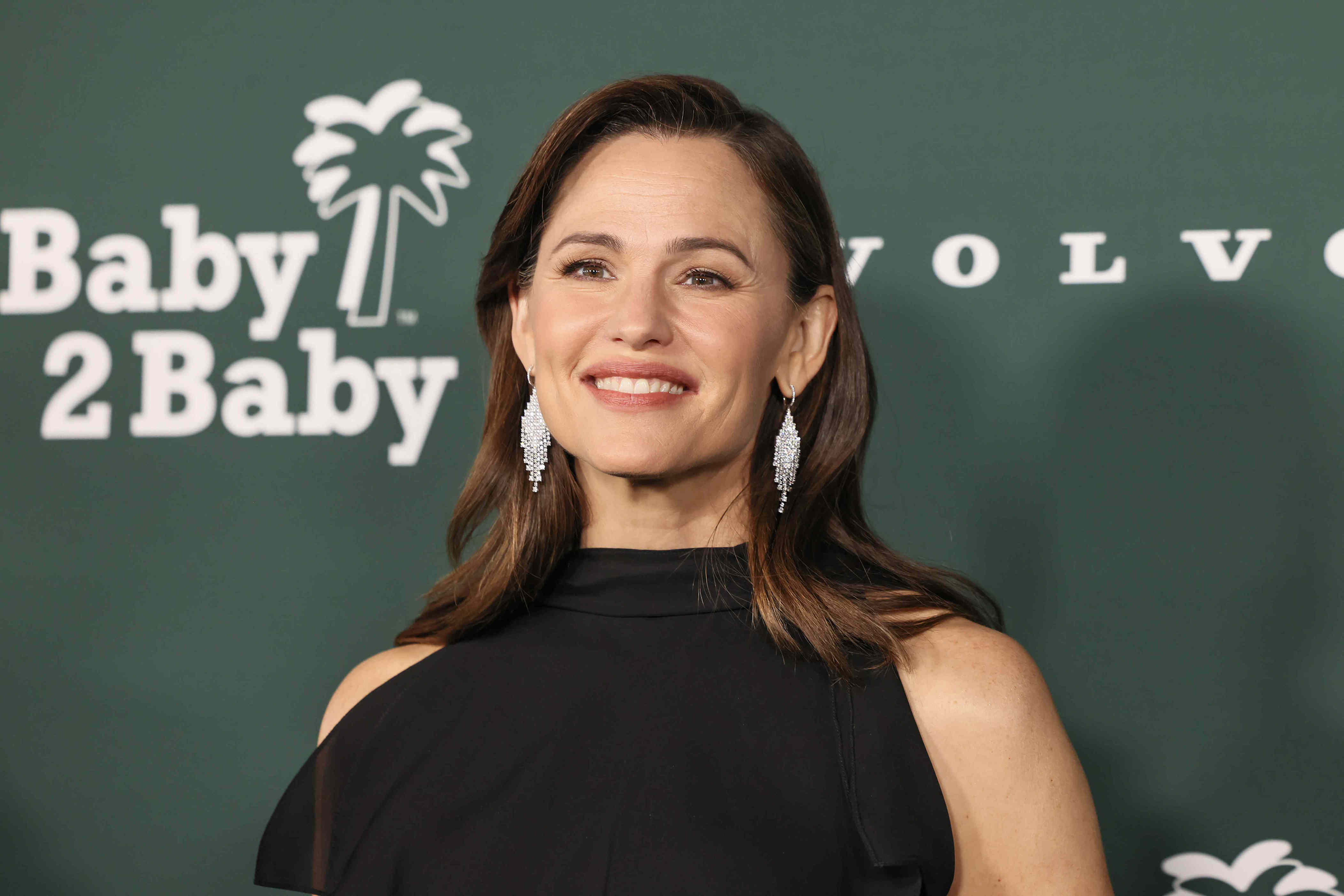 Jennifer Garner Uses the Under-$30 Retinol Cream That an 80-Year-Old ...