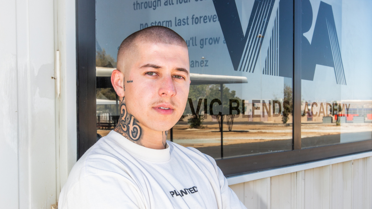 Latino Viral Barber VicBlends Builds California’s First Licensed Prison ...