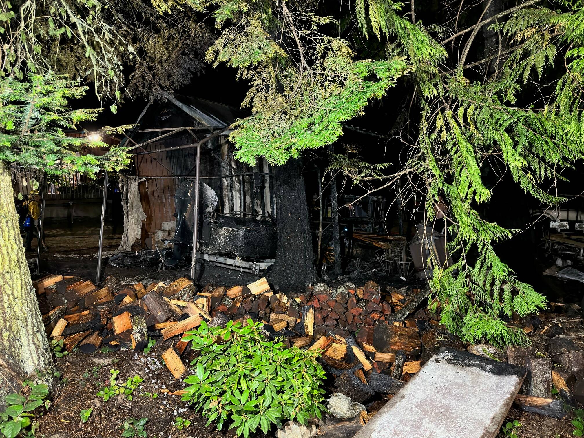 Lopez Fire responds to fire on Center Island