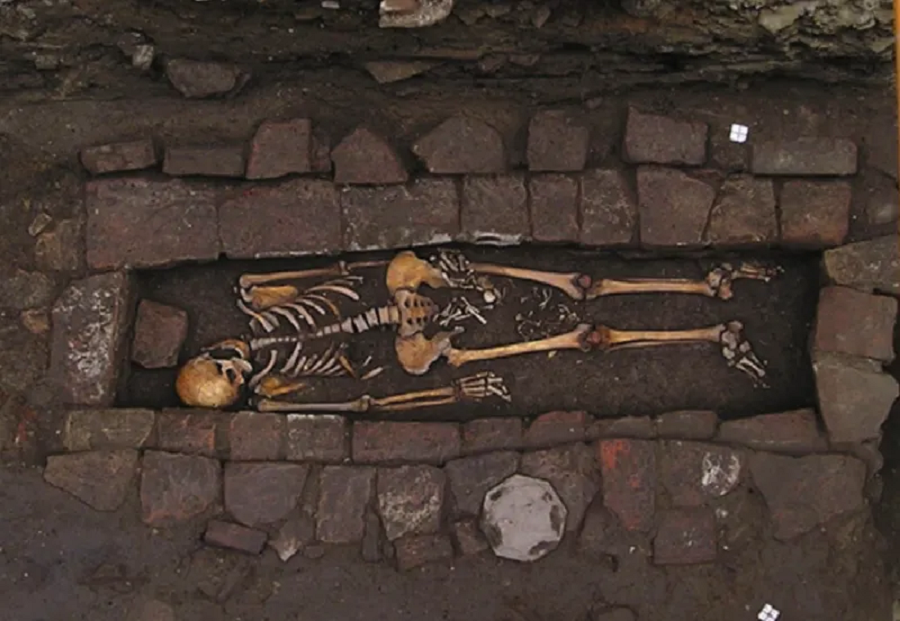 Coffin Birth: The Strange Phenomenon Where a Dead Body Gives Birth