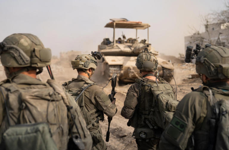 New IDF record: Over 5,000 women recruited for combat roles last year