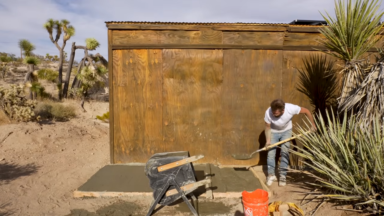 Human-Powered Concrete Mixer – Genius or Total Gimmick?