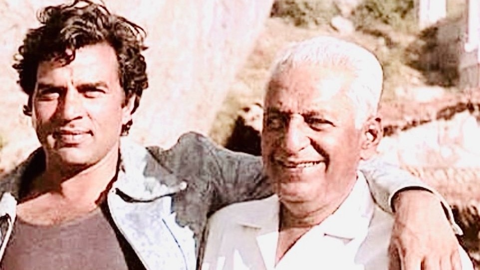 Sholay turns 50: Dharmendra's emotional tribute to cinematographer ...