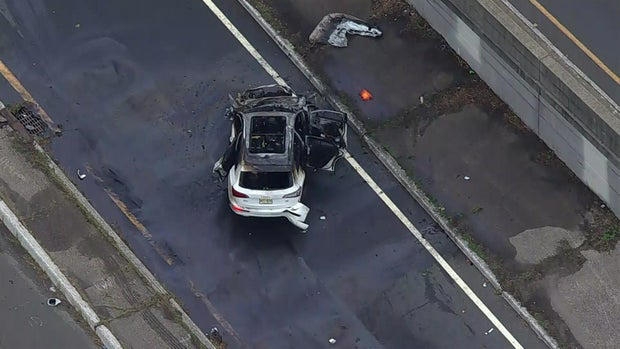 Fiery crash on I-280 in East Orange, N.J. sends 2 drivers to hospital ...