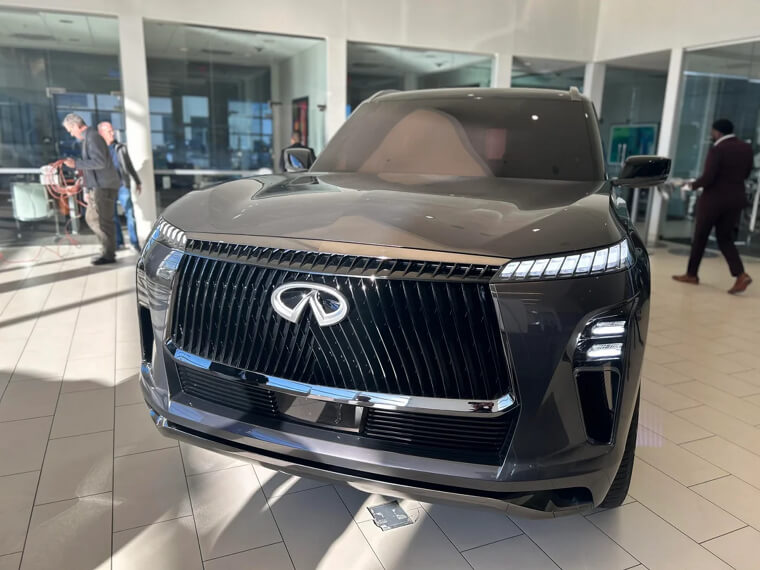 Car Manufacturers About to Go Bankrupt