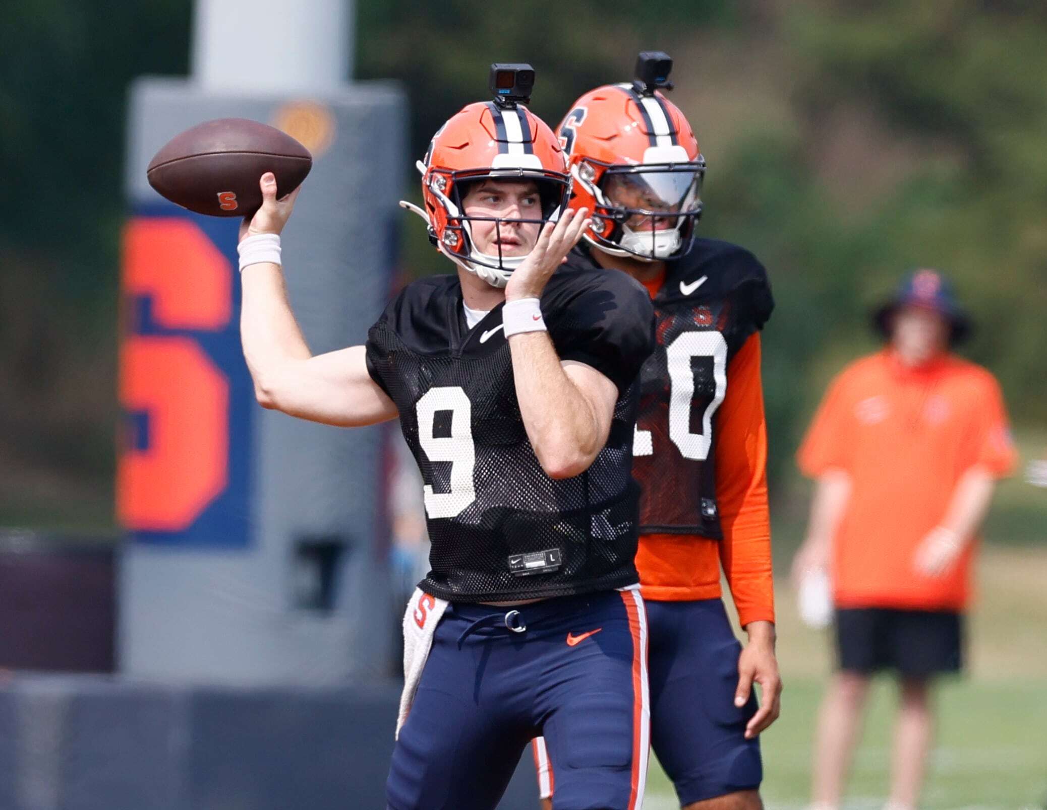 Syracuse football names starting quarterback ahead of opener (report)
