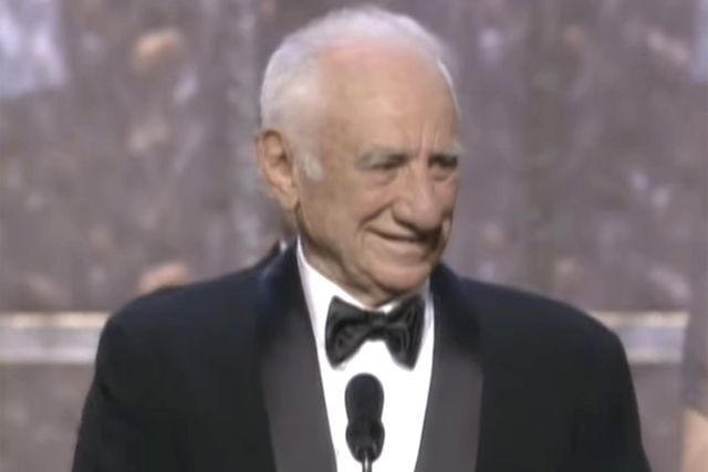 “Weapons” star Amy Madigan recalls why she and Ed Harris didn't clap ...