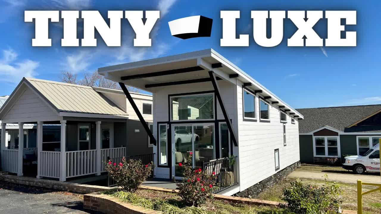 "Huntington Beach" by Athens Park | 1 Bed, 1 Bath Tiny House Tour
