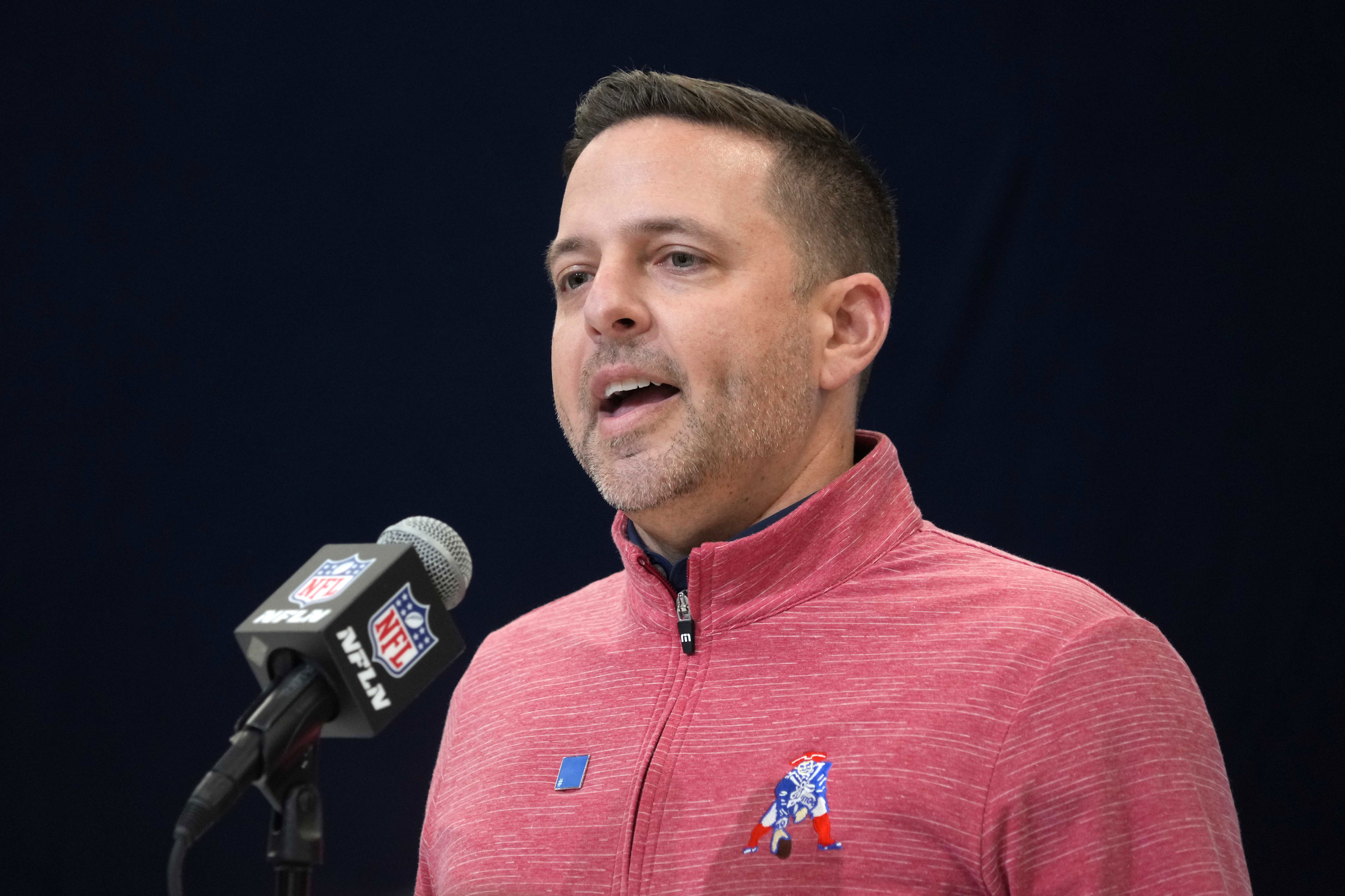 Eliot Wolf admits Patriots willing to trade first-round pick for player