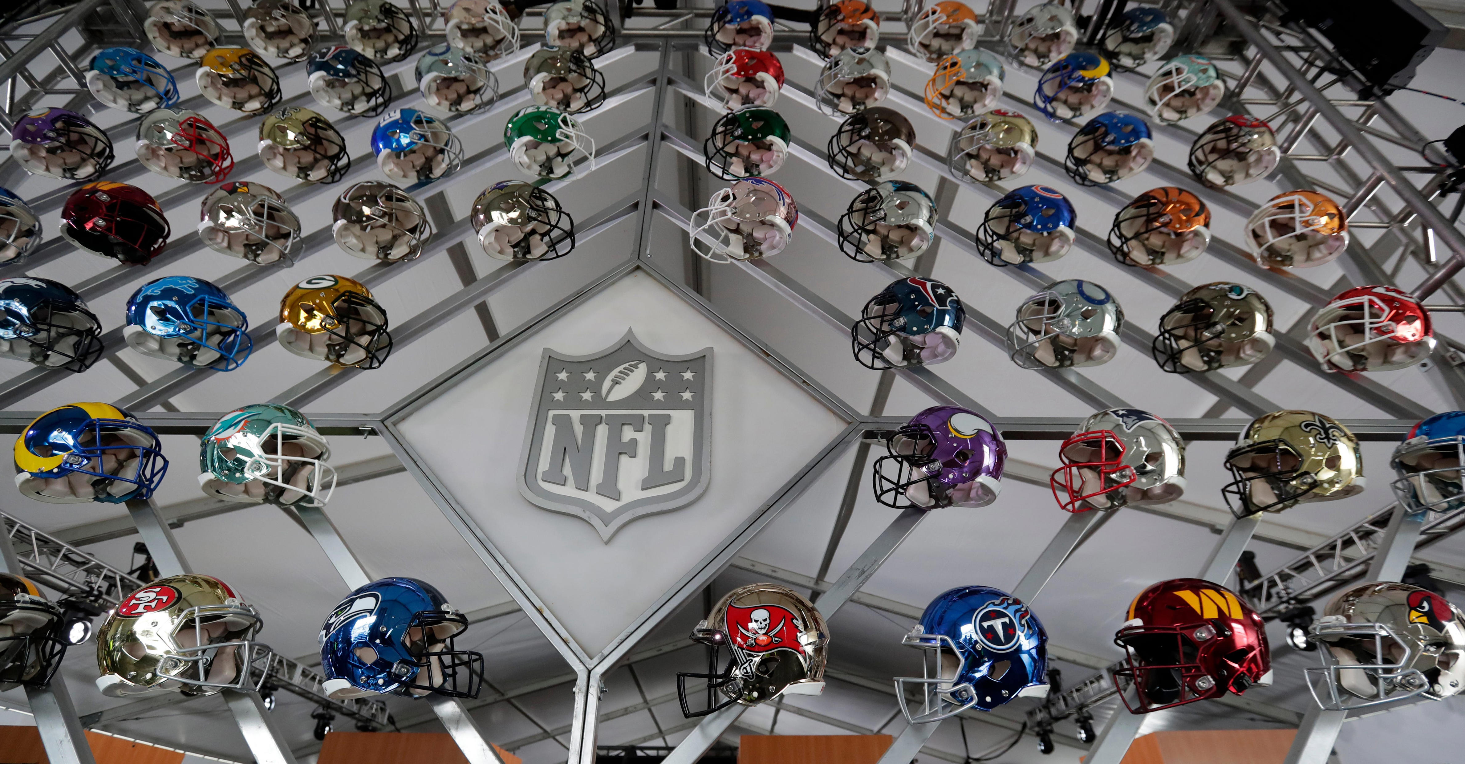 Ranking helmets of all 32 NFL teams, from worst to first