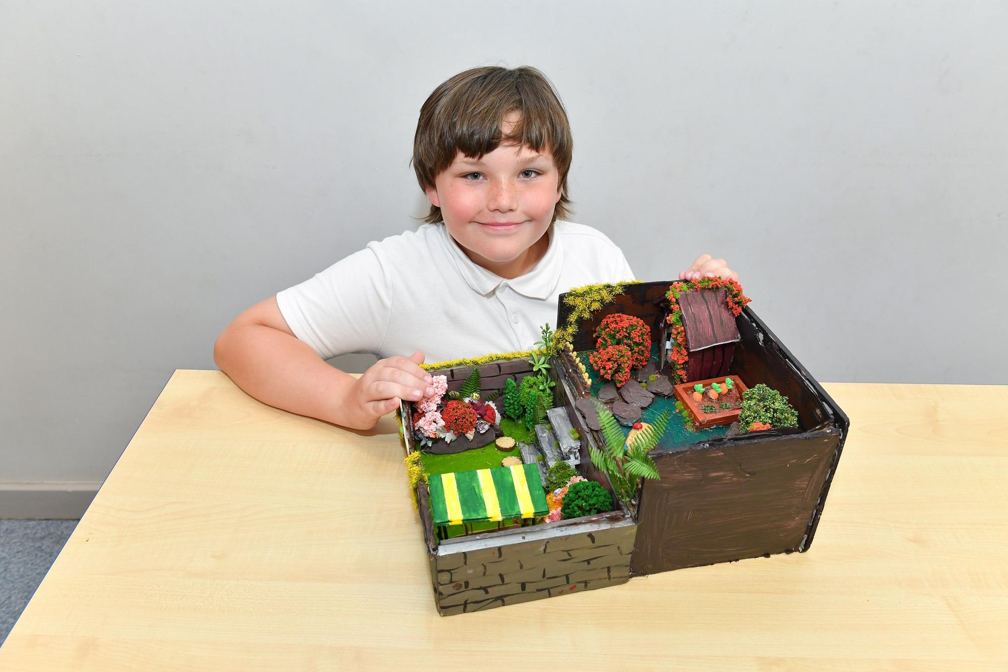 Nottinghamshire pupil crowned in sustainable shoebox competition
