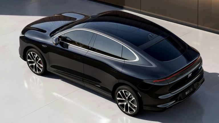 A hybrid SUV with 1500km range claim?!