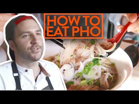 The Right (and Wrong) Way to Eat Pho Respectfully