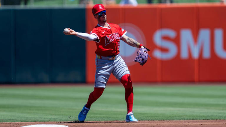Angels Notes: Zach Neto Contract Extension Rumors, Arte Moreno Selling ...