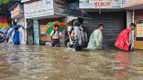 Mumbai rain highlights: BMC declares holiday for schools, colleges ...