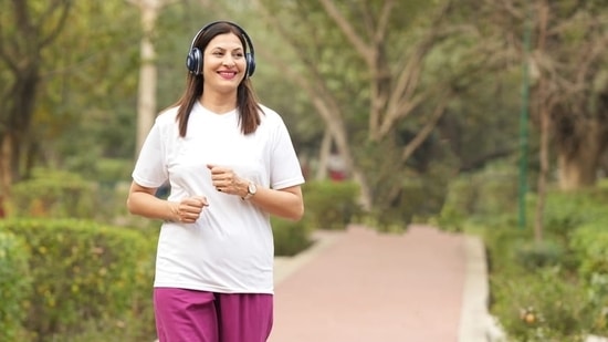 Struggling to complete 10k step target? Fitness coach shares 5 tips to ...