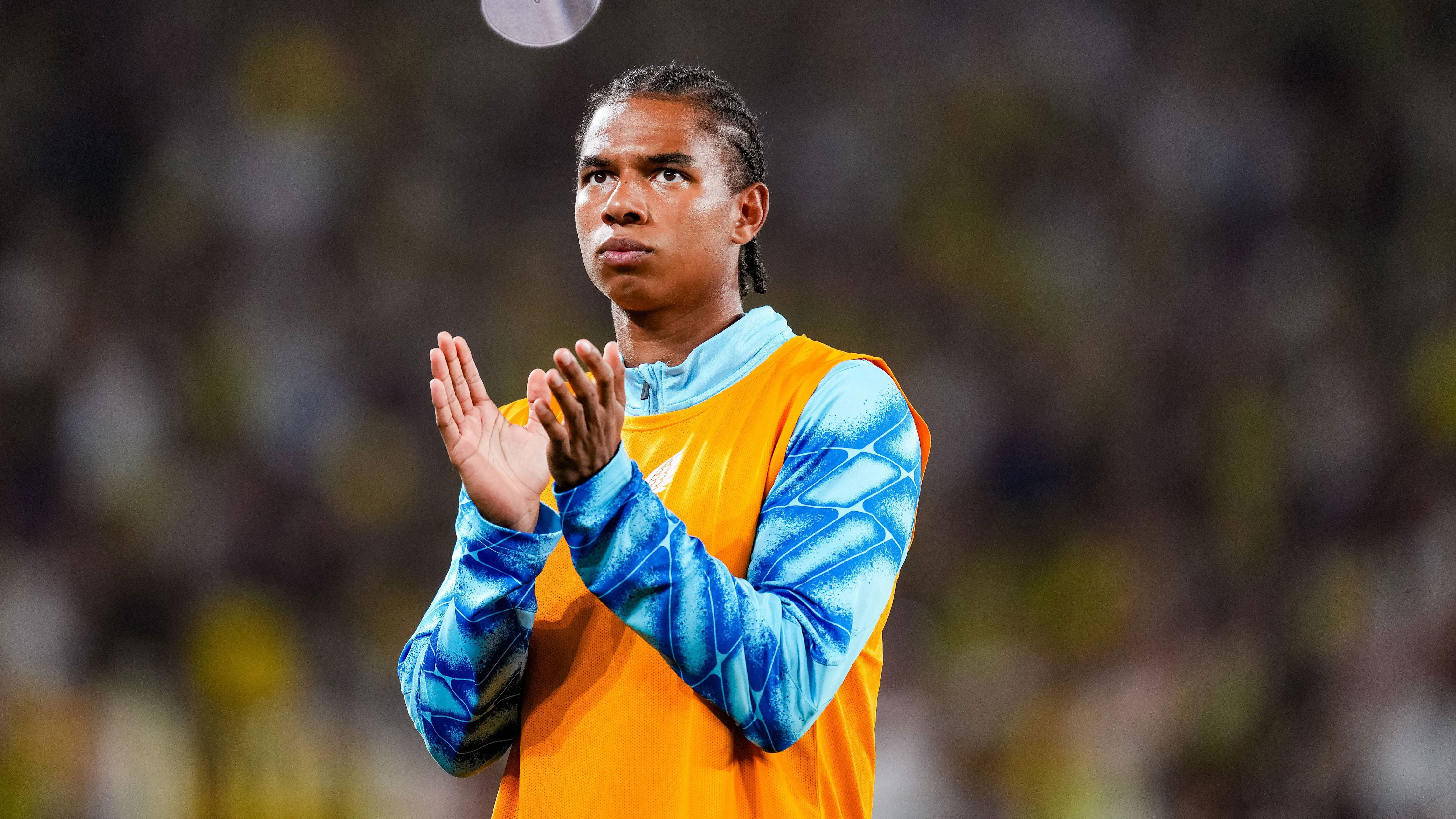 '55-voudig landskampioen wil Calvin Stengs en Feyenoord van elkaar ...