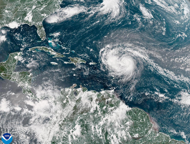 Hurricane Erin tracker: Five states at risk of flooding