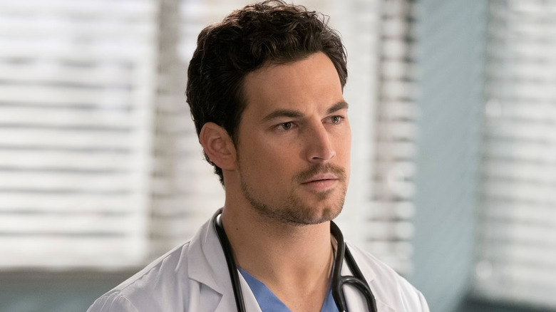 Grey's Anatomy: How Did Giacomo Gianniotti's Dr. Andrew DeLuca Die?