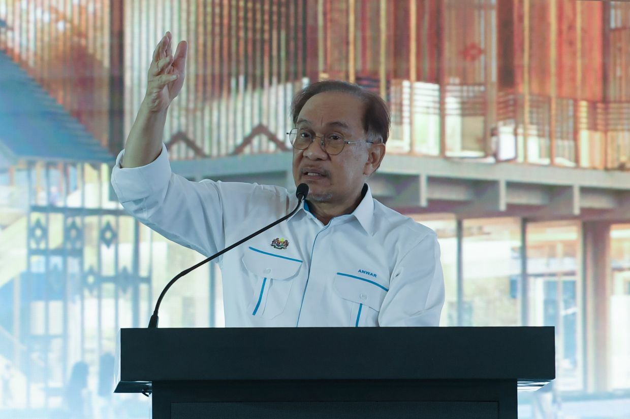 Beware those who sow communal hate, says Anwar